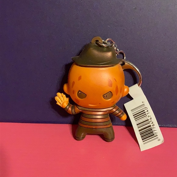 Accents | Freddy Krueger Figural Bag Clip Keychain From Spirit ...